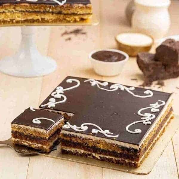 Opera Cake | Send Gifts To Pakistan | Giftoo No-1 Gift Delivery ...