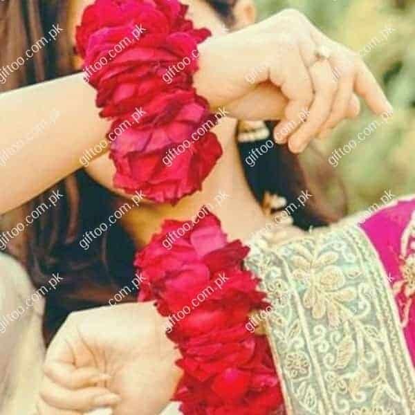 Gajra Pair (Add-On Product) | Send Gifts To Pakistan | Giftoo No-1 Gift ...