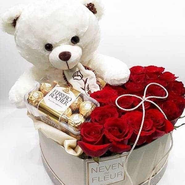Teddy In Heart | Send Gifts To Pakistan | Giftoo No-1 Gift Delivery ...